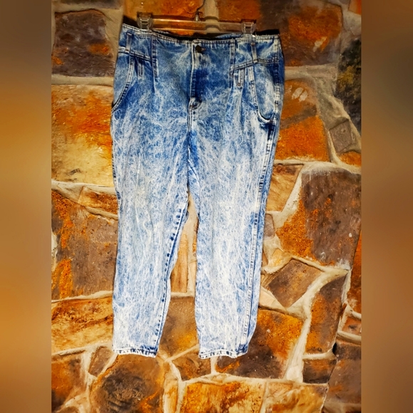 chic | Jeans | Vintage Chic Washed Out Blue Jeans | Poshmark